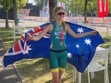 Chloe Wins Gold at World Triathlon Grand Final in Lausanne Switzerland